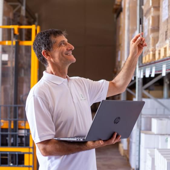 Neo Logistics SRL - La tua logistica & deposito ideale in Italia